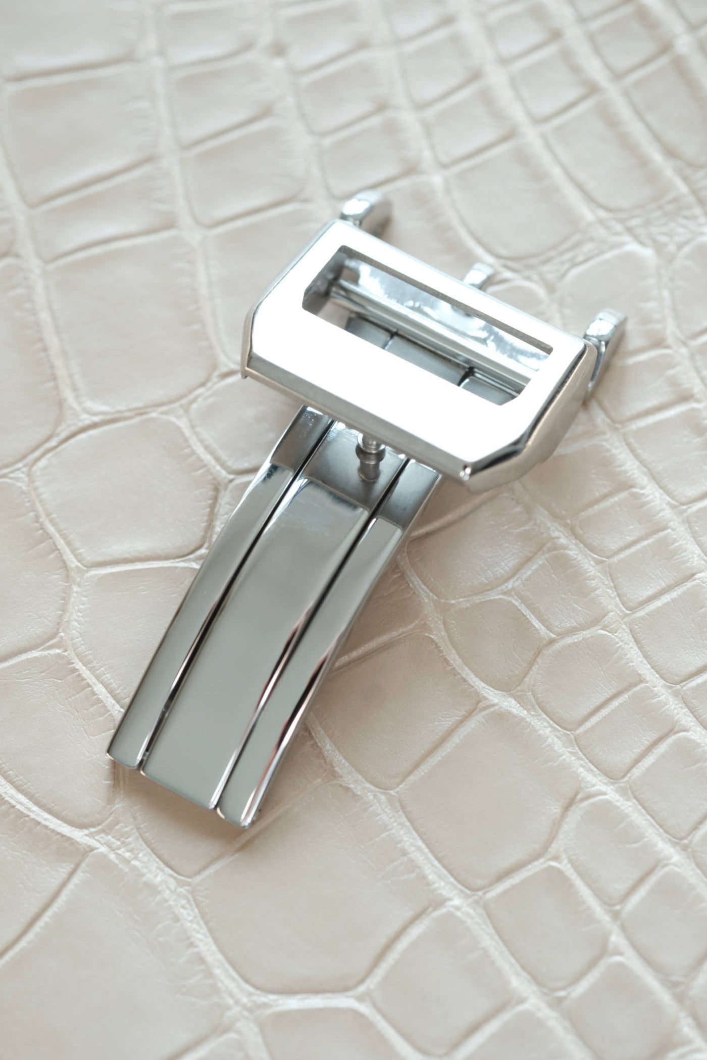 IWC-Style Deployant Clasp | Cavalier Goods Co.